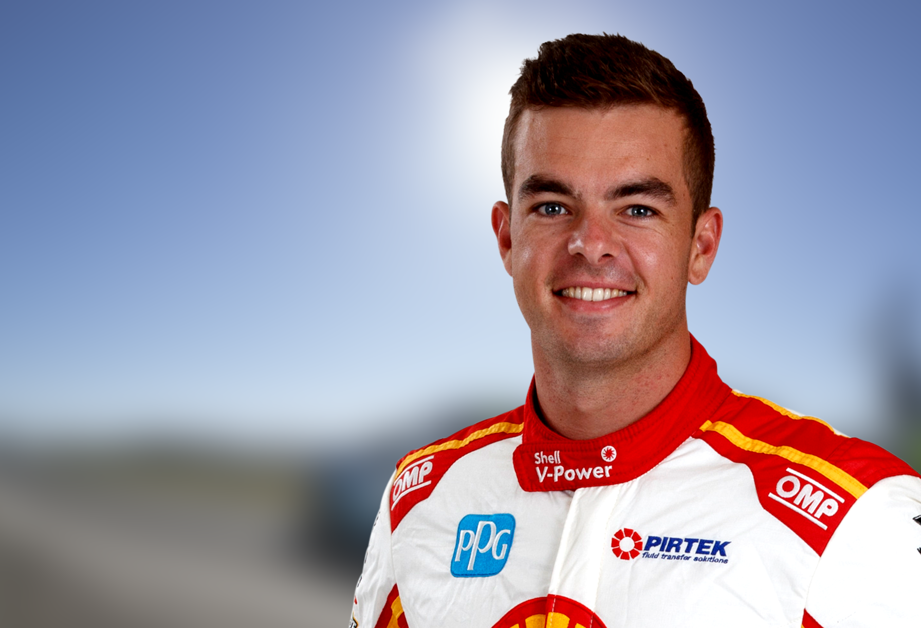 Scott McLaughlin Racing for His Maiden Title - 4BC