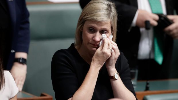 Susan Lamb breaks down in Parliament - 4BC