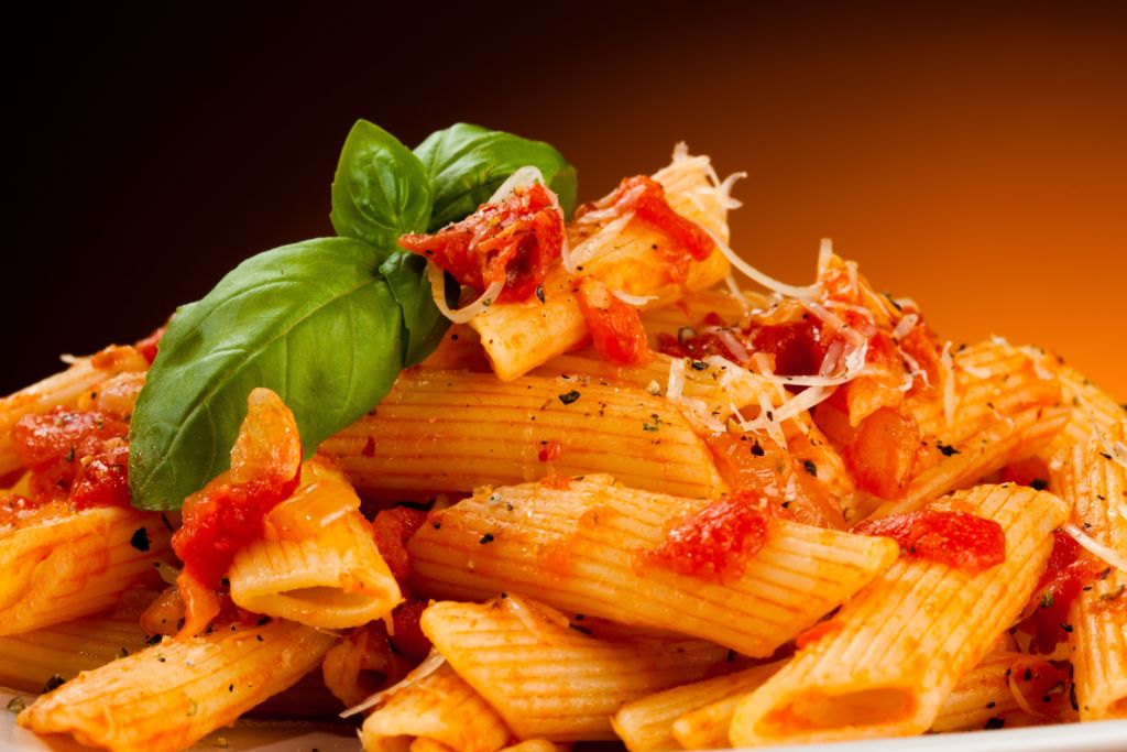 Kate Di Prima - New study shows pasta not fattening - 4BC