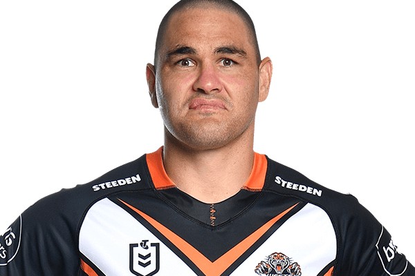 Russell Packer speaks after announcing retirement - 4BC