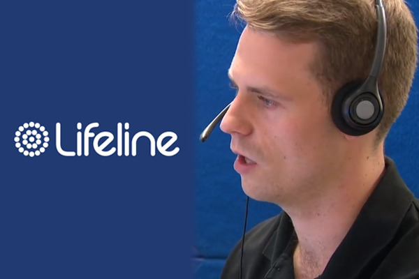 How is Lifeline dealing with a breaking number of calls this year? - 4BC