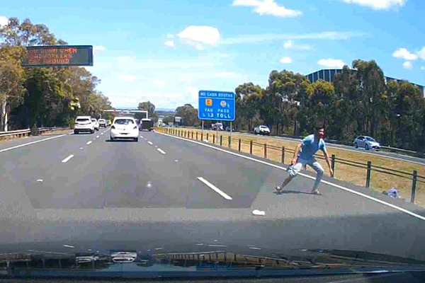 WATCH | Unbelievable! Motorist's dangerous highway dash