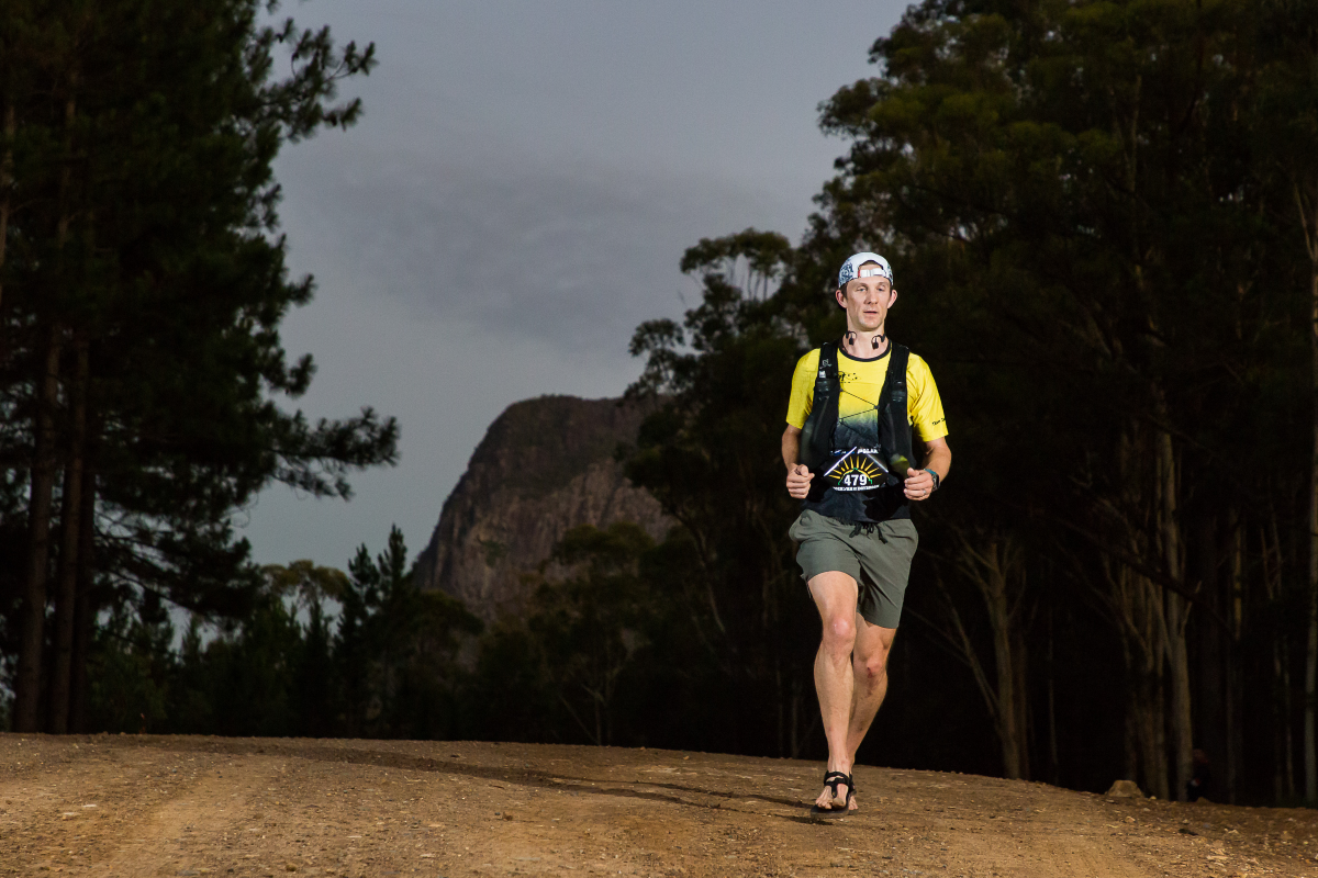 PHOTOS: Marathon runner turns heads for 42k race in sandals!