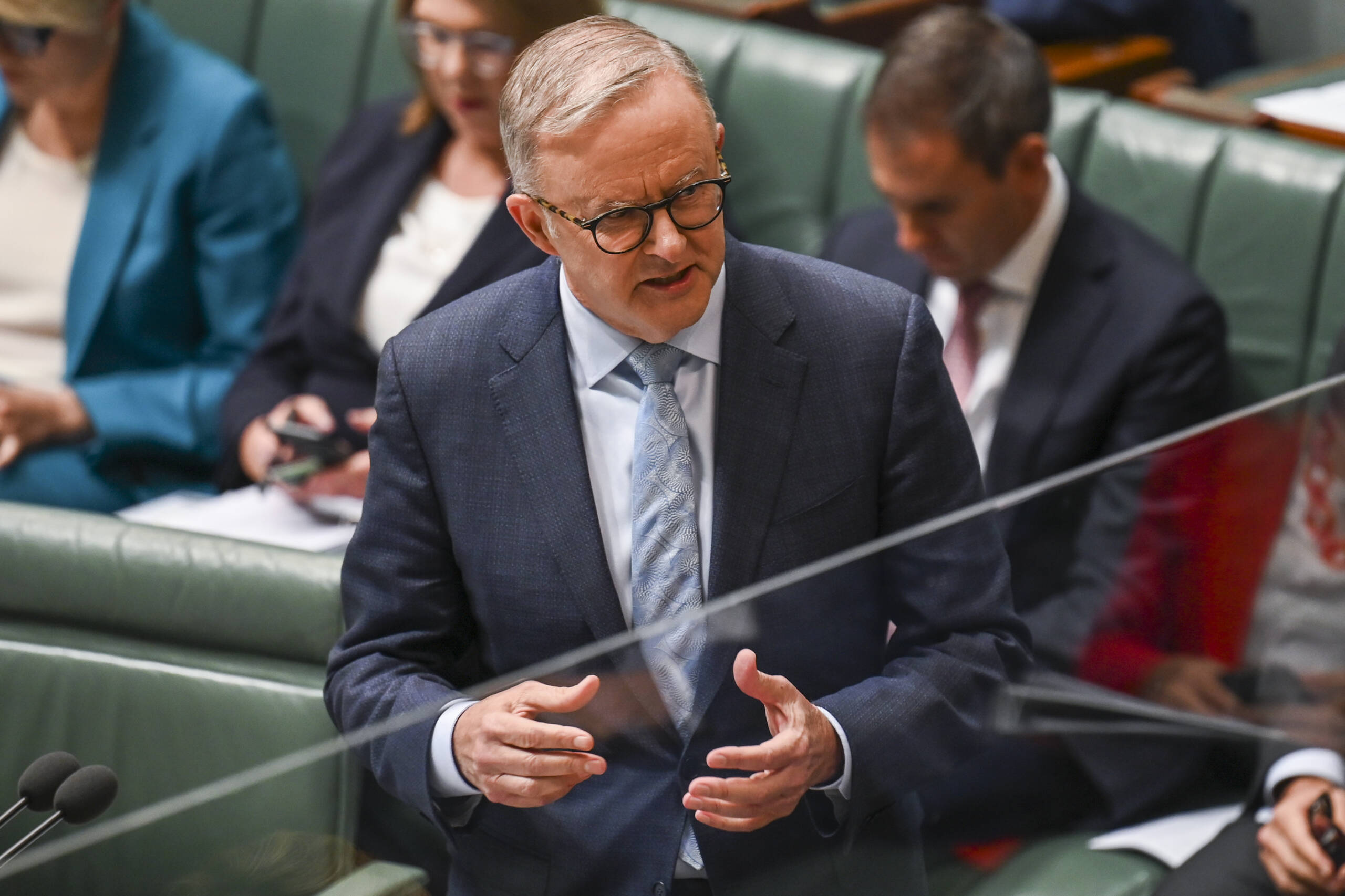 Peter Fegan slams 'rudderless' federal government over eleventh-hour ...