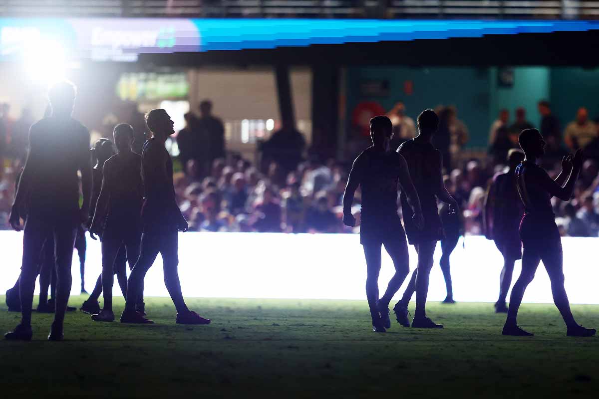 What happened inside the Gabba during Friday's 38-minute blackout