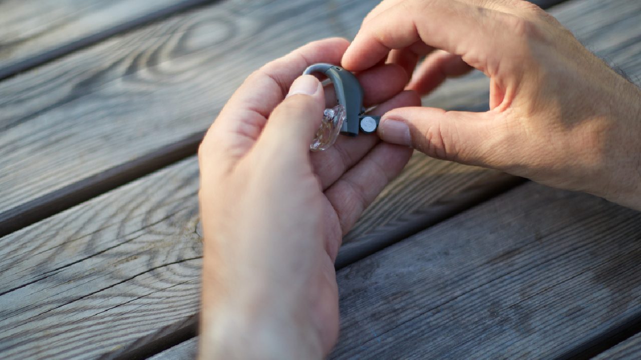 Former QLD coroner's call to action on deadly button batteries