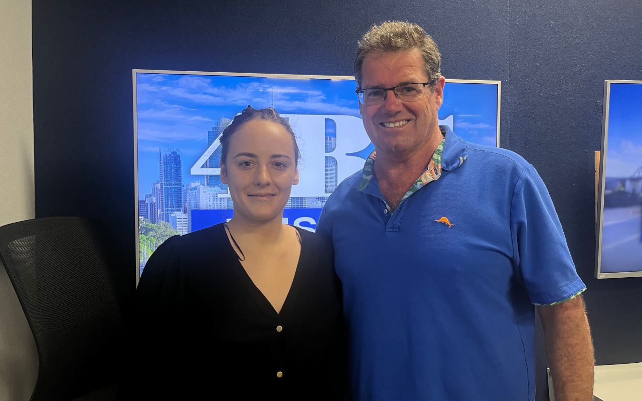 The youngest Australian to ever summit Mt. Everest after two failed ...