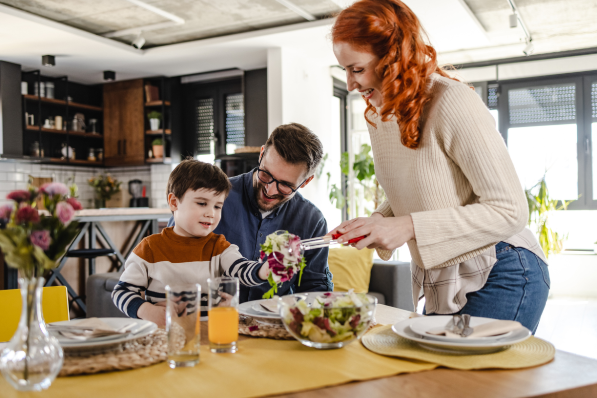 'Meal time is such a battle': How to teach children healthy food habits ...