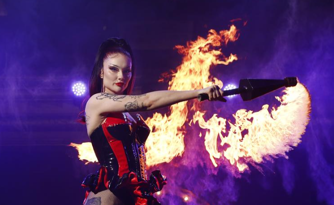 Firebreather Clara Fable on her new show 'Limbo - The Return' at ...