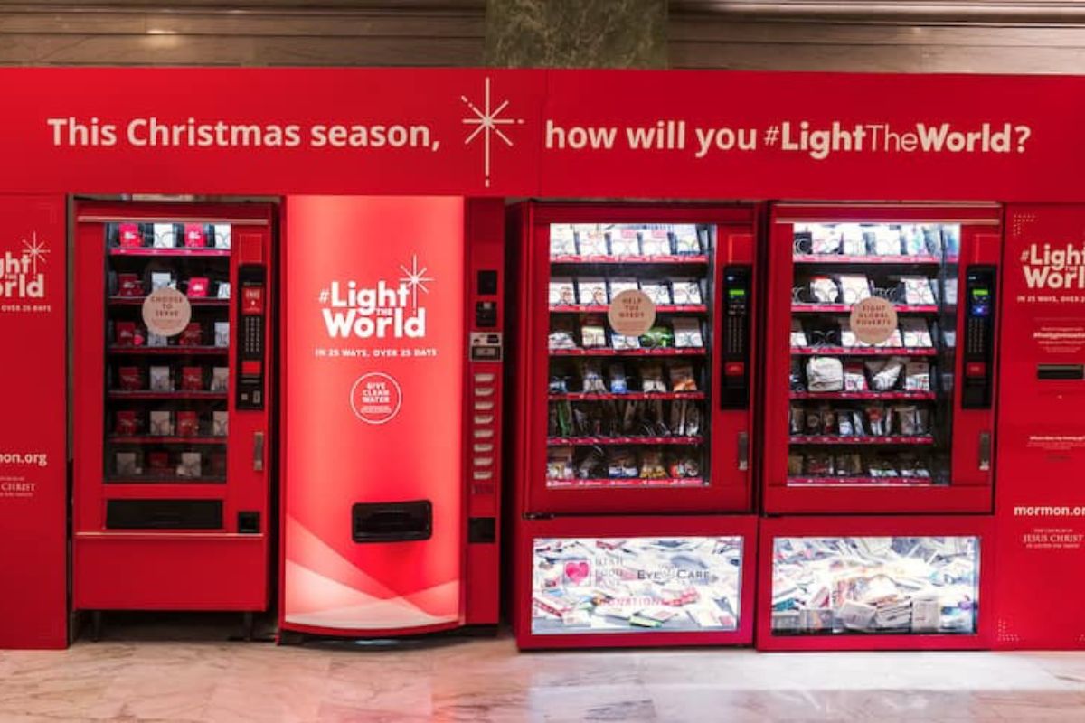 Vending machines with a twist: Unique way to spread the Christmas joy ...