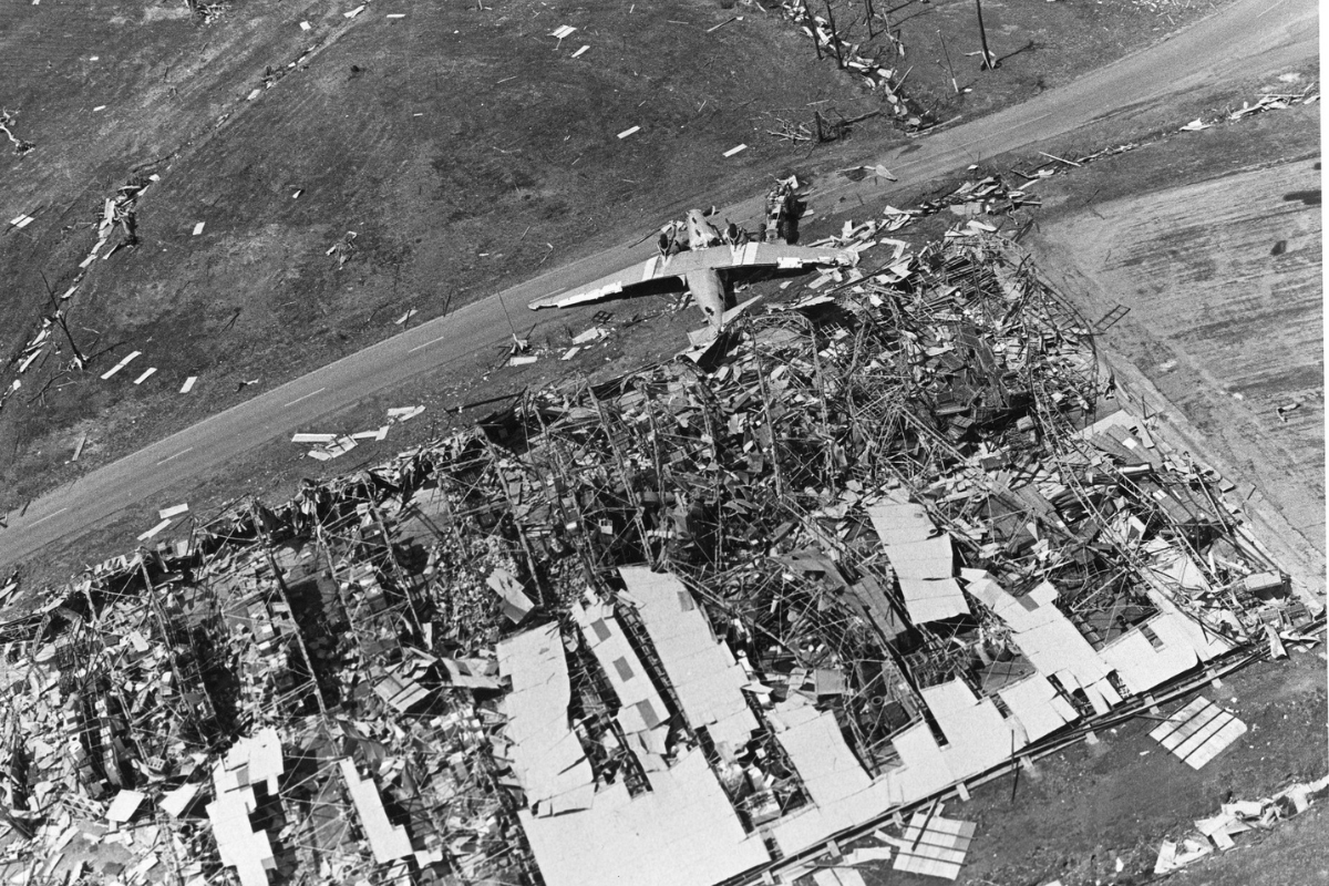 'All hell broke loose': 50 years ago Cyclone Tracy ripped through ...