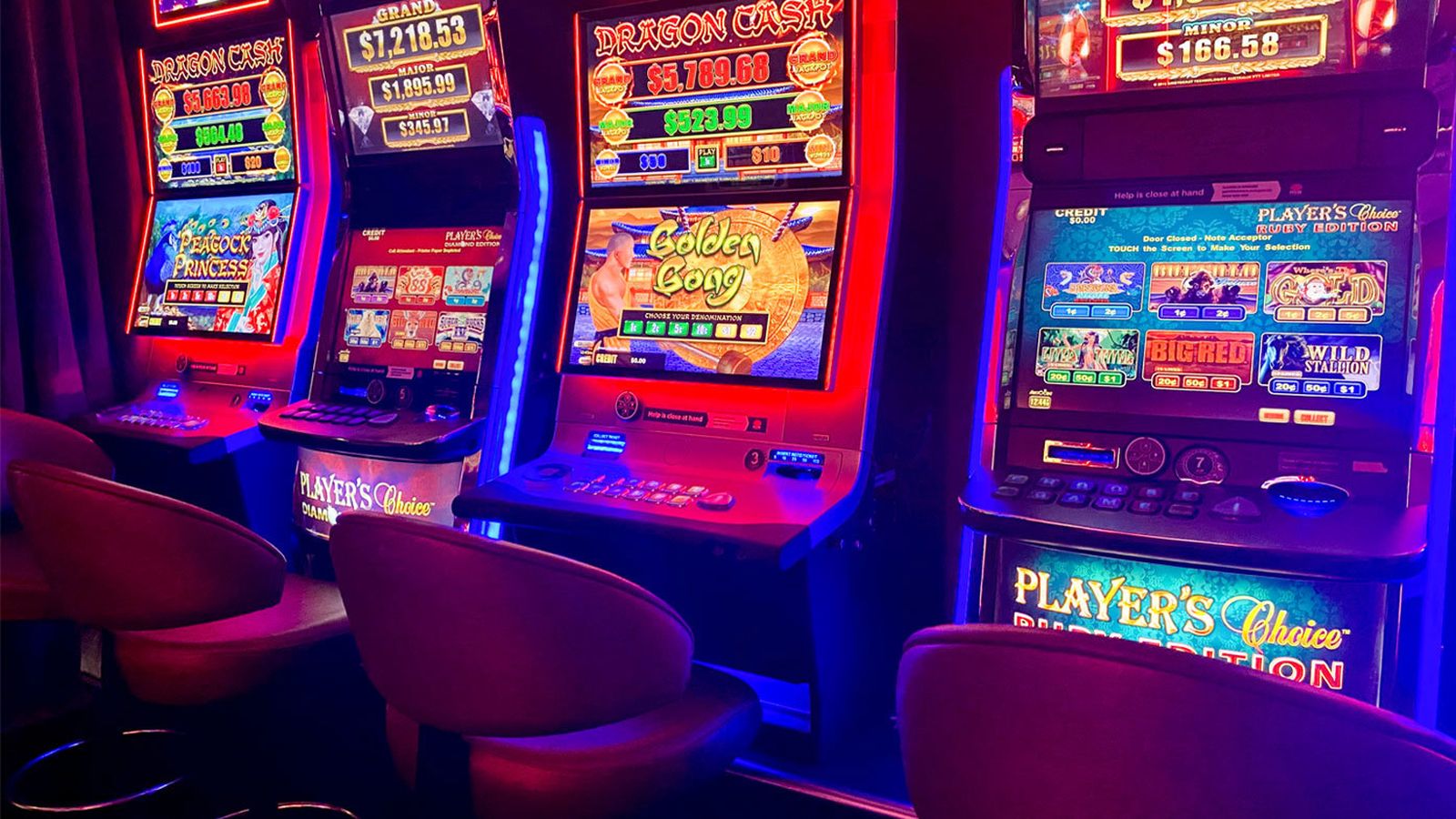 Jason Matthews calls for ban on ATMs in venues with pokie machines